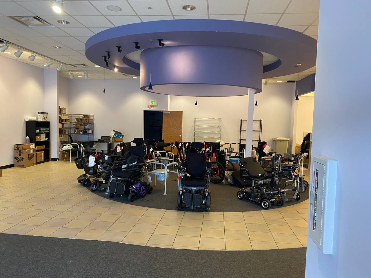 Commercial retail space remodeling in Denver, Colorado | Customsunroom