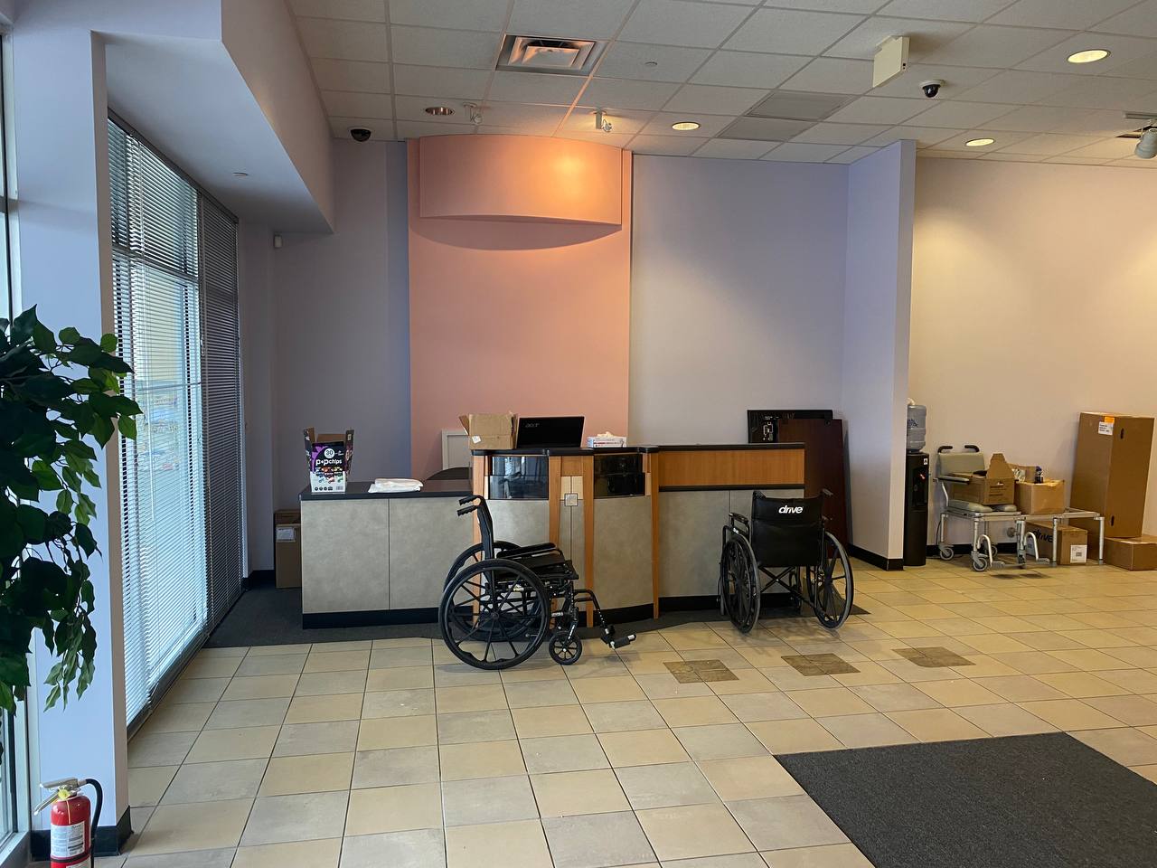 Commercial retail space remodeling in Denver, Colorado | Customsunroom