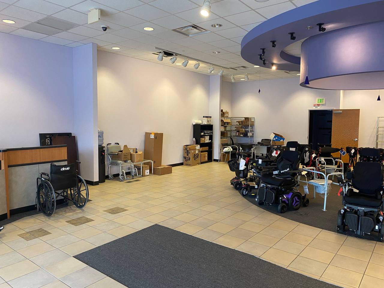 Commercial retail space remodeling in Denver, Colorado | Customsunroom